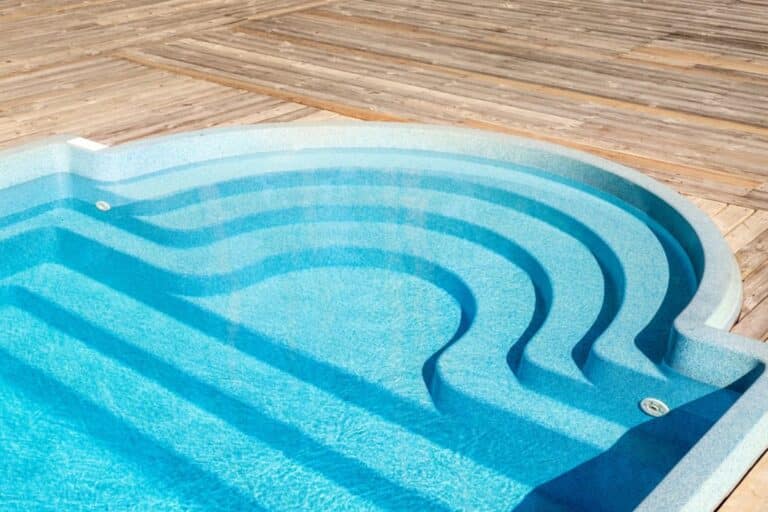 How to Prevent Fading in Fiberglass Pools?